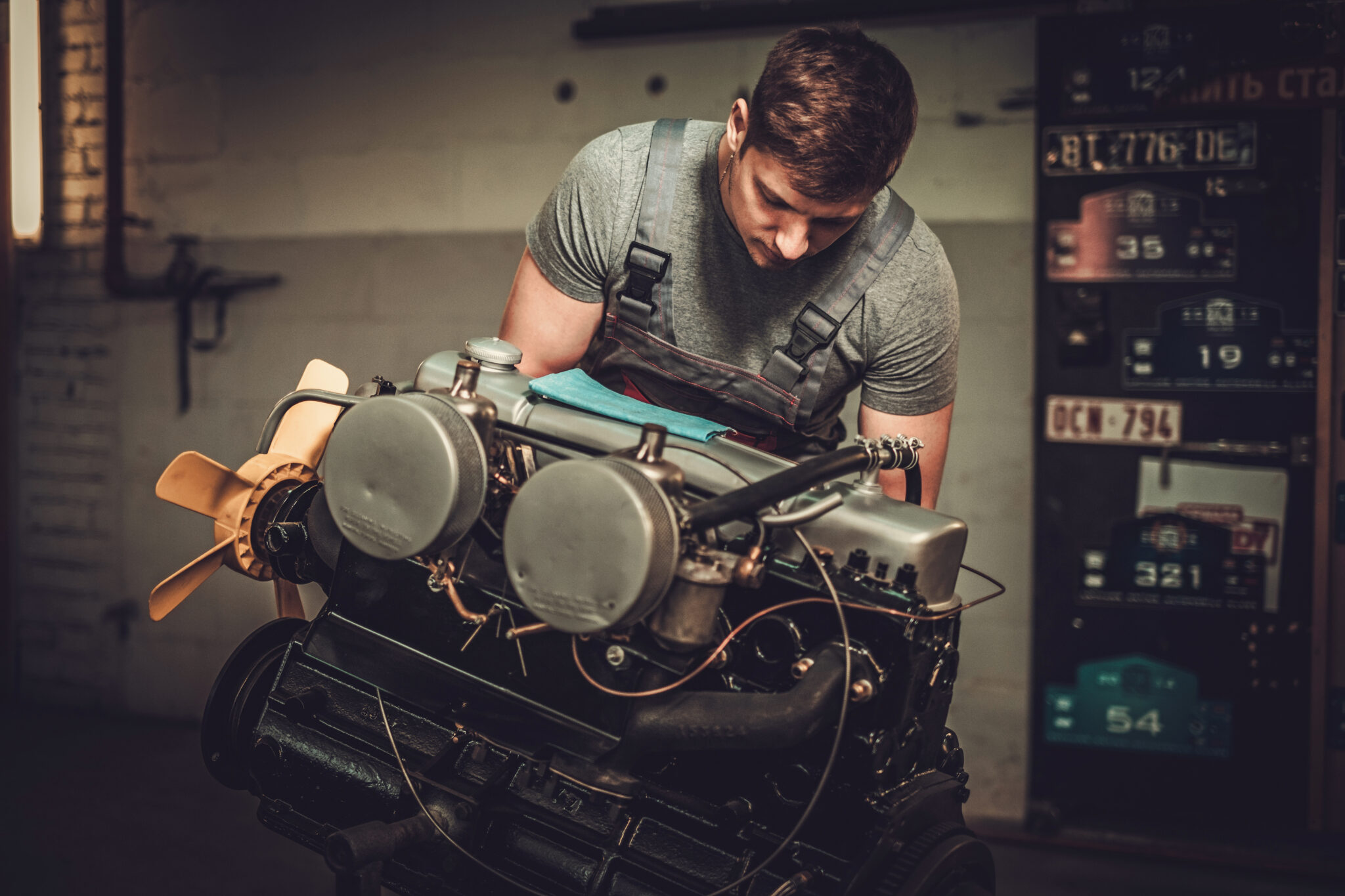 Beginner's Guide to Vintage and Classic Car Restoration - Motor Mastermind